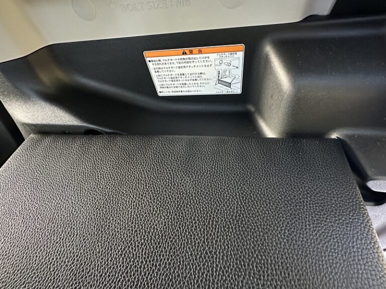 超簡単！一枚板のDIYで車中泊、スズキ スペーシアベース（MK33V）フルフラット化&テーブル2WAY利用 | ジッジ沖縄