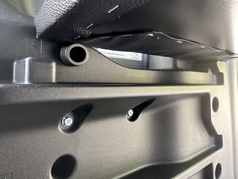 超簡単！一枚板のDIYで車中泊、スズキ スペーシアベース（MK33V）フルフラット化&テーブル2WAY利用 | ジッジ沖縄