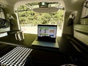 超簡単！一枚板のDIYで車中泊、スズキ スペーシアベース（MK33V）フルフラット化&テーブル2WAY利用 | ジッジ沖縄