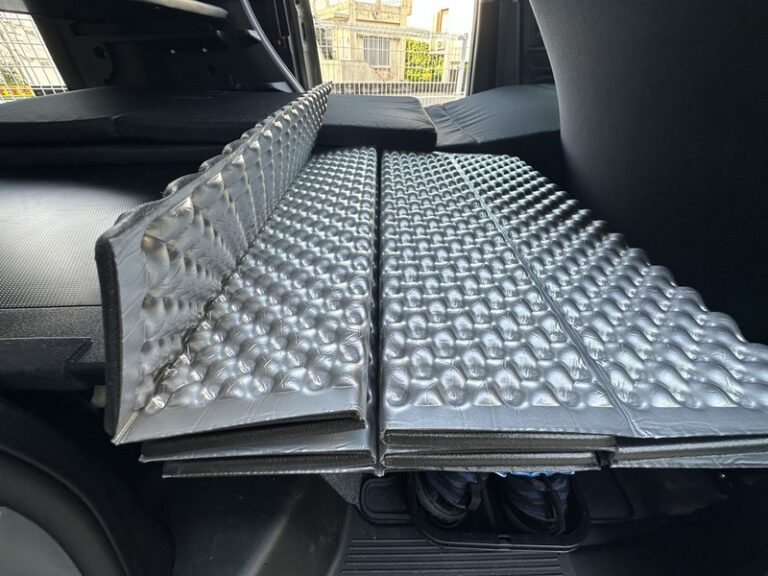 超簡単！一枚板のDIYで車中泊、スズキ スペーシアベース（MK33V）フルフラット化&テーブル2WAY利用 | ジッジ沖縄