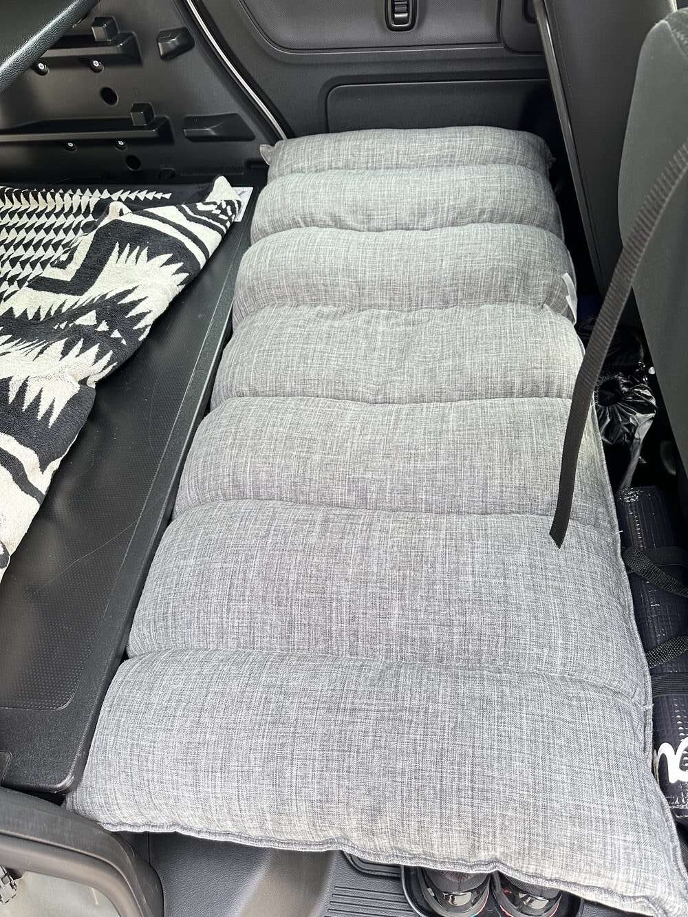 超簡単！一枚板のDIYで車中泊、スズキ スペーシアベース（MK33V）フルフラット化&テーブル2WAY利用 | ジッジ沖縄